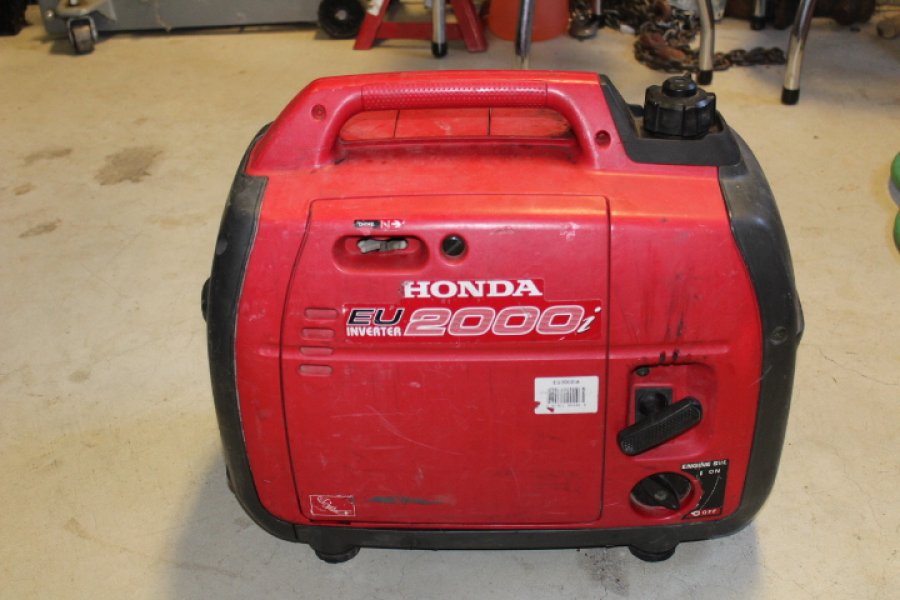 Honda EU 2000 Inverter/Generator | Eugene Classifieds 97478 Springfield ...