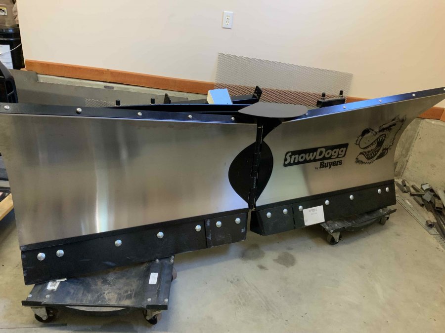 SNOWDOGG VDM75 Snow Plow | Helena Classifieds 59601 Helena, MT | Tools ...