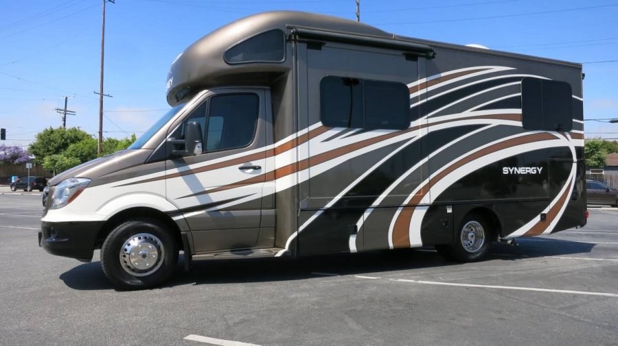 2017 THOR MOTOR COACH SYNERGY SPRINTER | Florida Classifieds 33905 Ft ...